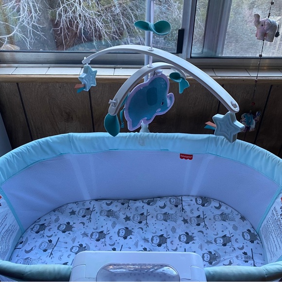 Other | Fisher Price Basinet Soothing Motion | Poshmark